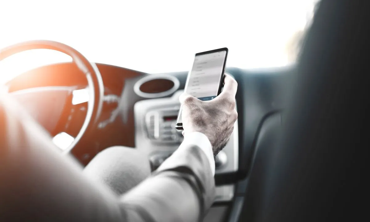 What Happens After a Texting and Driving Accident in California